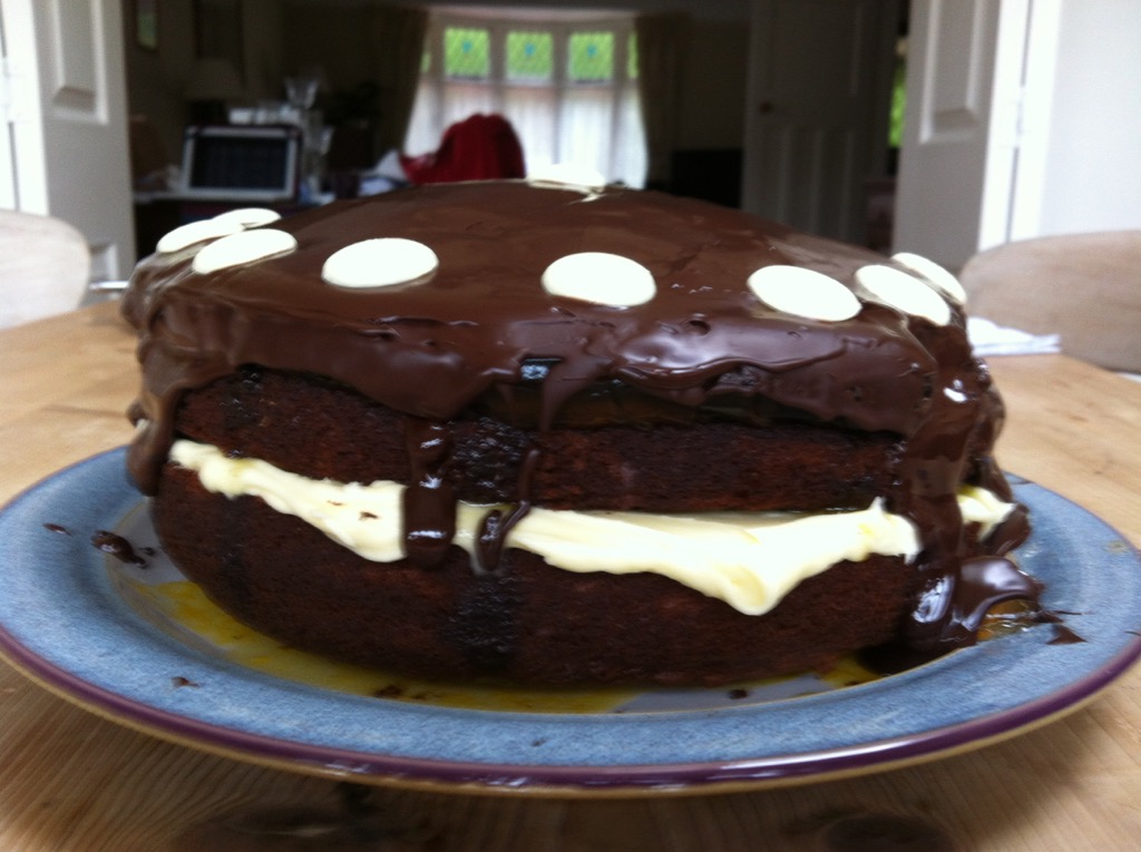 Gran’s Chocolate Smartie Cake – House of Storr